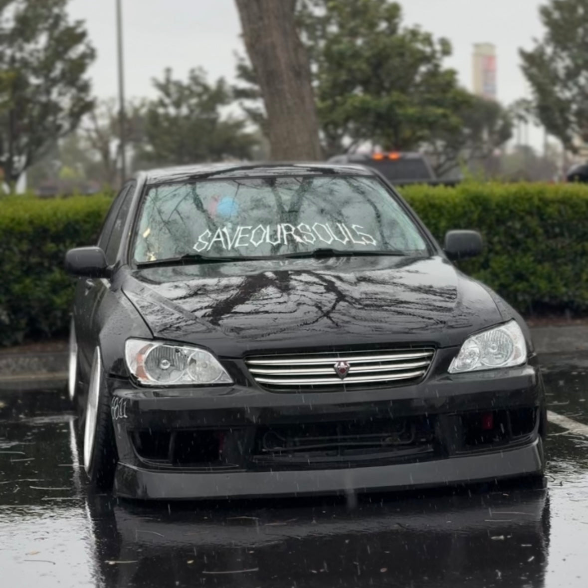 SAVEOURSOULS – SOS Club